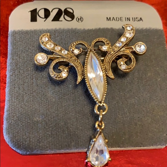 1928 | Jewelry | Vintage Brooch 928 | Poshmark